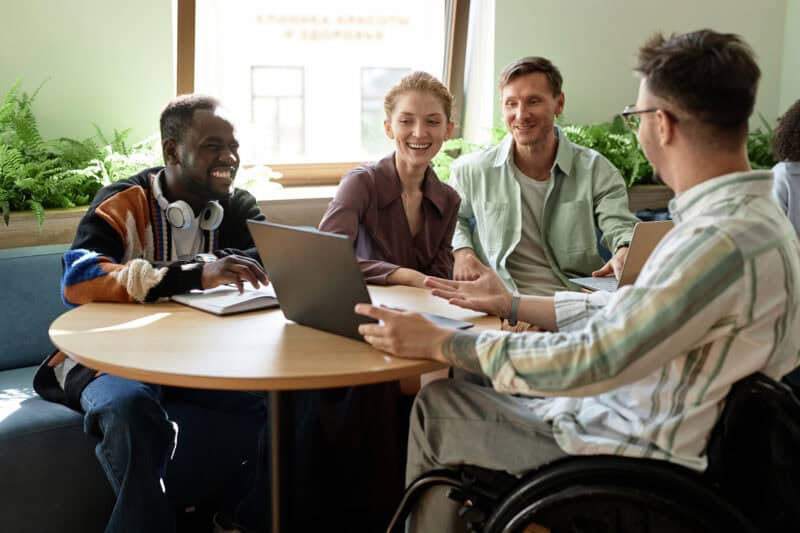 Inclusive Digital Environments - Strategies & Benefits Inclusive Digital Environments - Strategies & Benefits